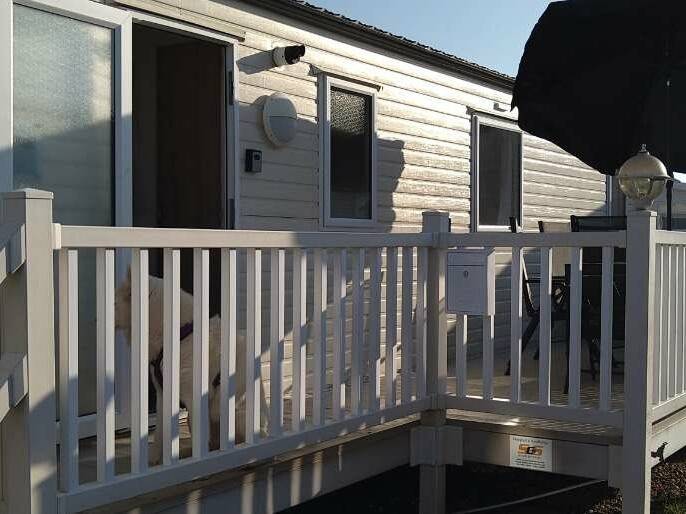 Cottage ∙ 3 Bedrooms ∙ 8 Guests - West Sussex