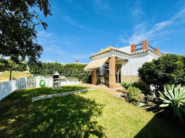 Casa Rural ∙ 7 Habitaciones ∙ 6 Huéspedes - Vejer de la Frontera