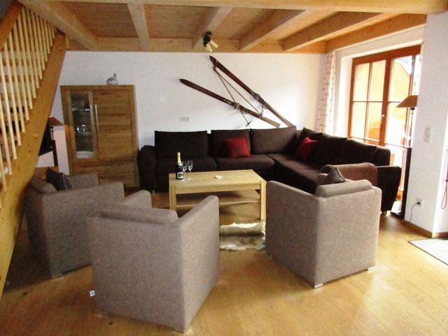 100 M² Apartment ∙ 3 Bedrooms ∙ 10 Guests - Krimml