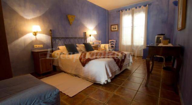 Casa Rural ∙ 13 Habitaciones ∙ 3 Huéspedes - San Miguel de Valero