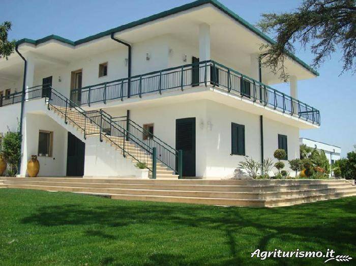 Donna Clementina - Apulia