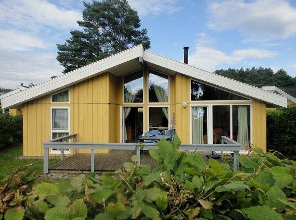 77 M² Ferienhaus ∙ 2 Schlafzimmer ∙ 4 Gäste - Kratzeburg