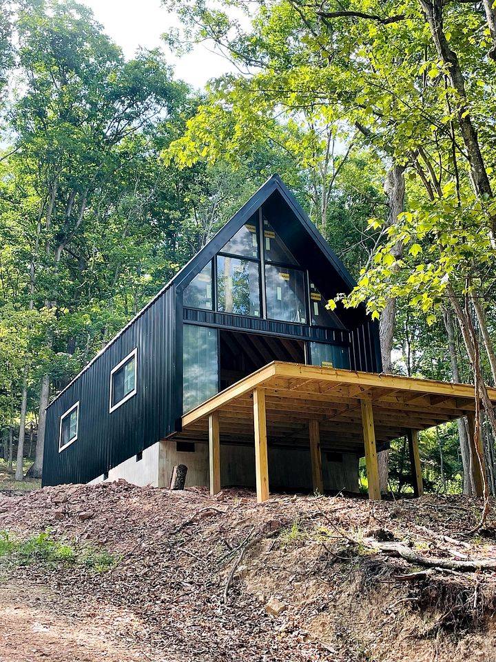 Cabin ∙ 1 Bedroom ∙ 4 Guests - West Virginia