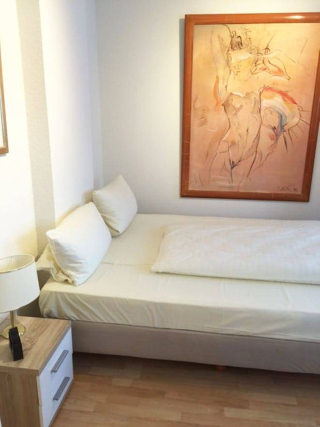27 M² Appartement ∙ 1 Slaapkamer ∙ 1 Gast - Düsseldorf