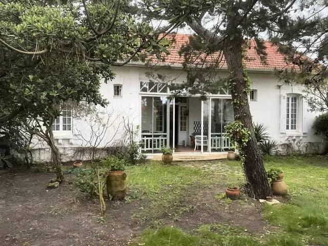 200 M² Maison De Vacances ∙ 6 Chambres ∙ 14 Personnes - Biscarrosse