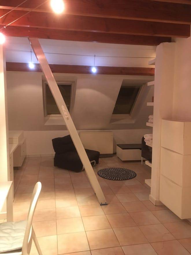 32 M² Apartment ∙ 2 Guests - Ghent (Belgium)