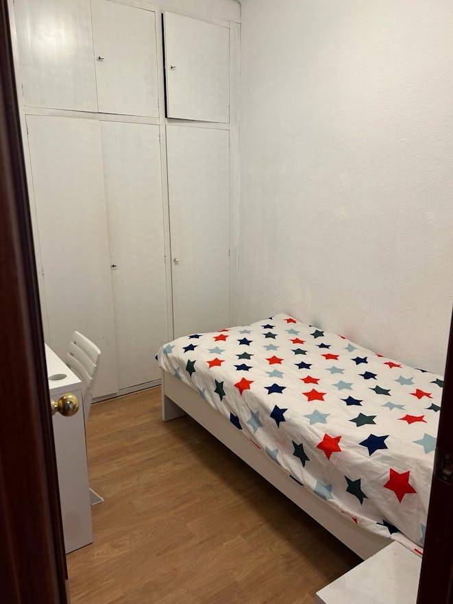 95 M² Private Room ∙ 1 Bedroom ∙ 1 Guest - Cerdanyola del Vallès