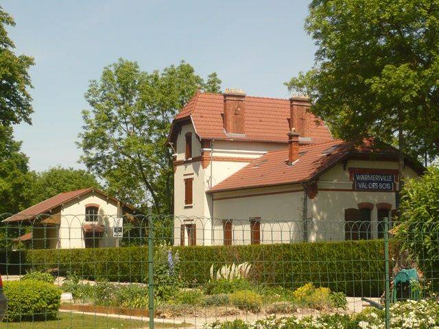 250 M² Gîte ∙ 6 Chambres ∙ 14 Personnes - Marne