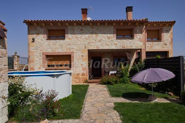 Casa Rural ∙ 8 Habitaciones ∙ 16 Huéspedes - Sepúlveda