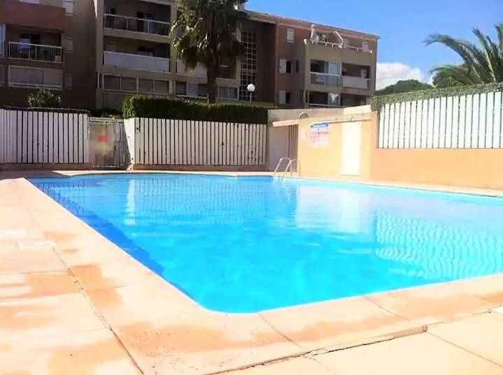 38 M² Appartement ∙ 2 Chambres ∙ 5 Personnes - Saint-Mandrier-sur-Mer