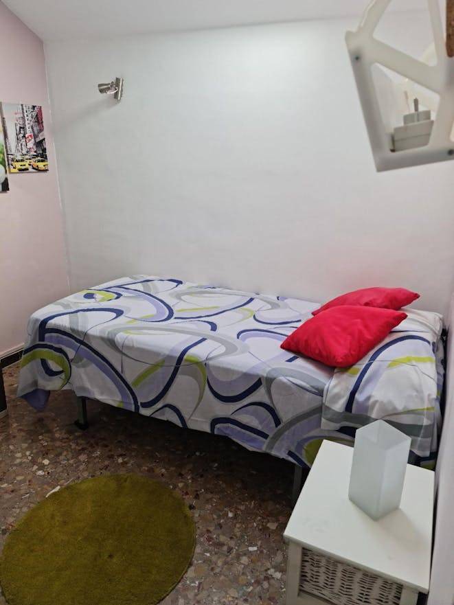 150 M² Private Room ∙ 1 Bedroom ∙ 1 Guest - Barselona