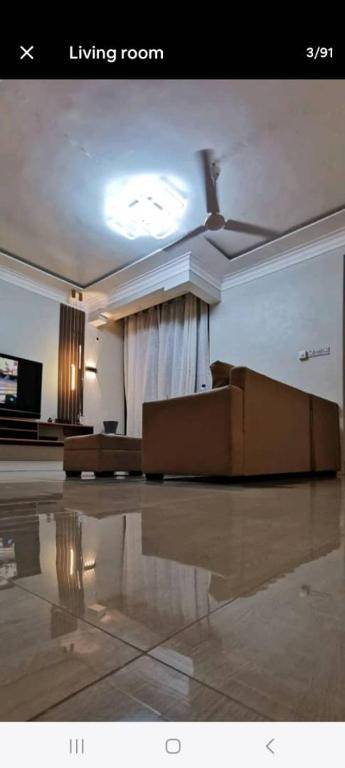 89 M² Apartamento ∙ 2 Habitaciones ∙ 4 Huéspedes - Dar es Salaam