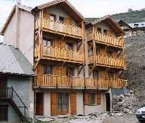 70 M² Gîte ∙ 3 Chambres ∙ 6 Personnes - Hautes-Alpes