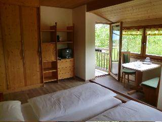 38 M² Hotelli ∙ 2 Makuuhuonetta ∙ 4 Vierasta - Hintersee