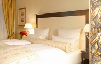 Hotel ∙ 3 Guests - Dresden