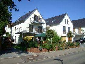 57 M² Apartment ∙ 2 Bedrooms ∙ 4 Guests - Allensbach