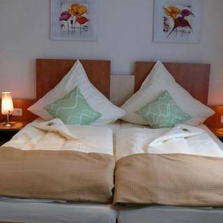 17 M² Hotel ∙ 1 Slaapkamer ∙ 2 Gasten - Limburg an der Lahn