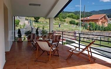 Cottage ∙ 7 Bedrooms ∙ 16 Guests - Laudio